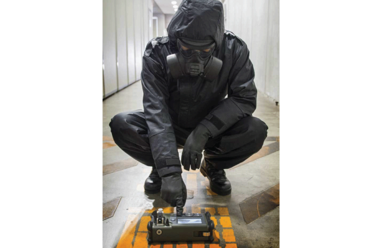 HazMatID Elite Handheld Chemical Identifier – Smiths Detection – Farrwest